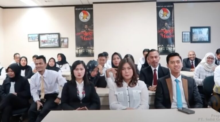 Gaji Karyawan PT Solid Gold Berjangka 2024 Semua Posisi